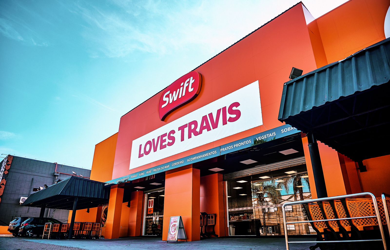Swift Loves Travis - lew'lara\TBWA